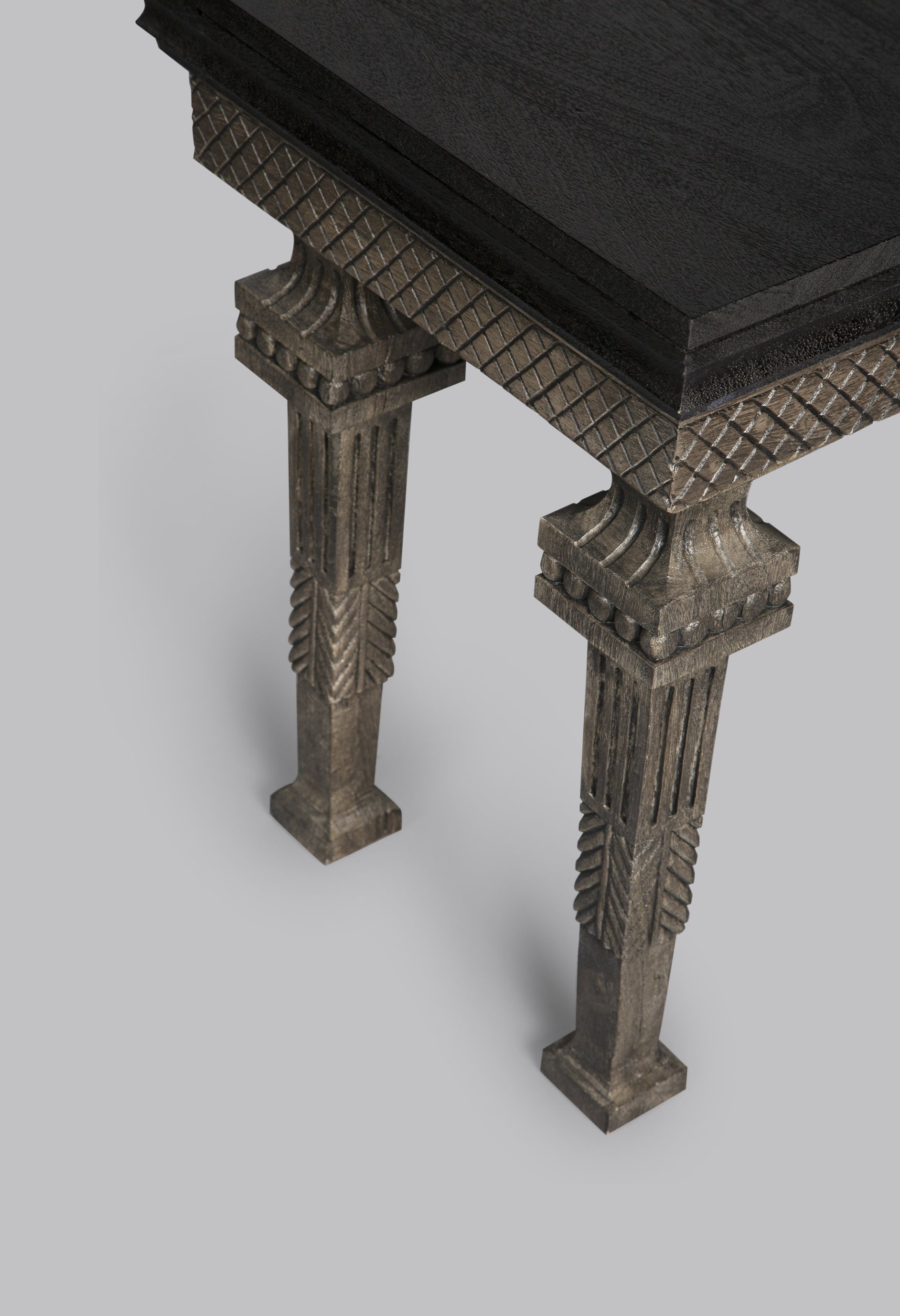 CHISEL TABLE – Sage Living